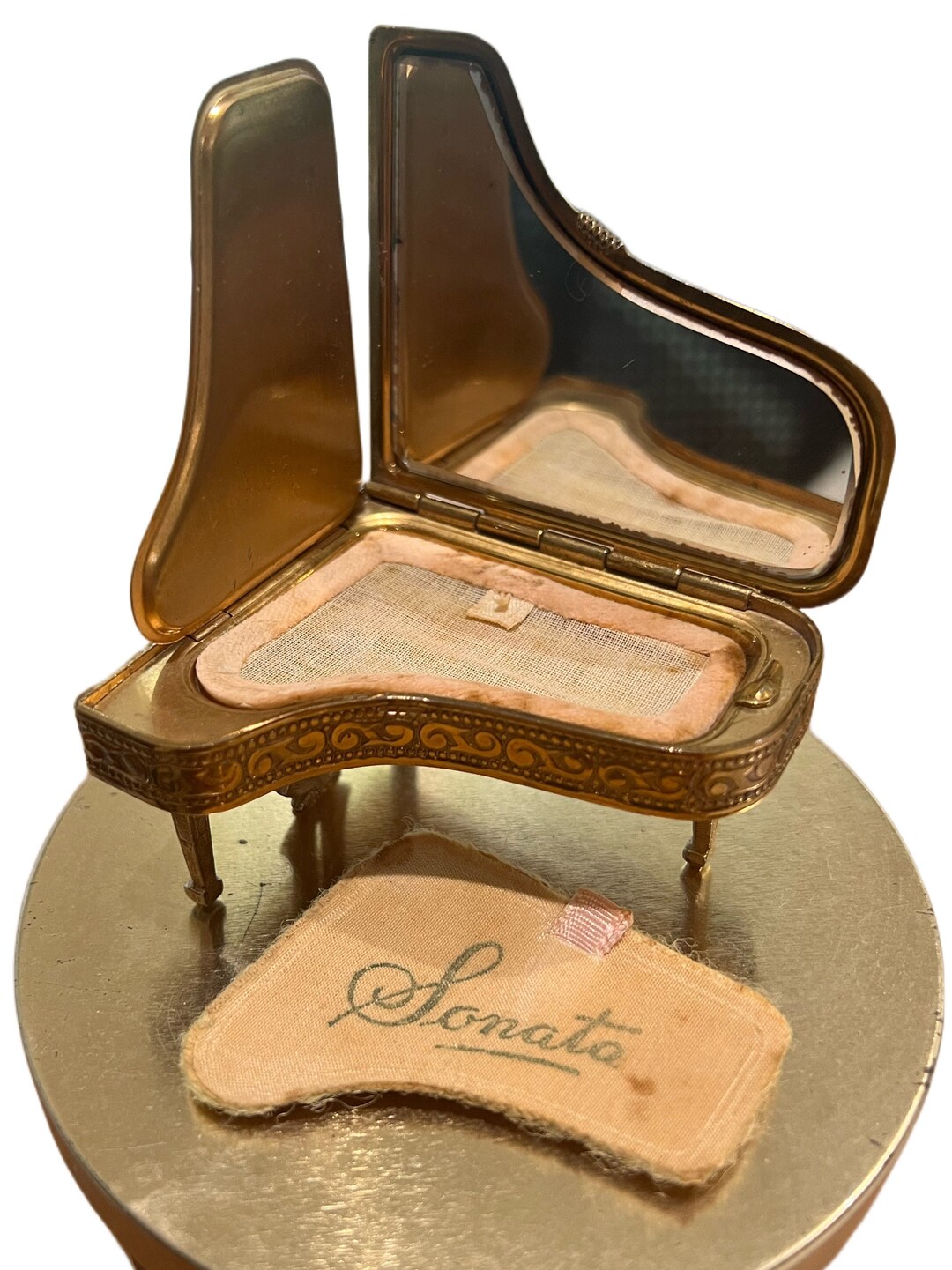 Vintage Pygmalion Sonata Grand Piano Rare Powder Compact. - Etsy