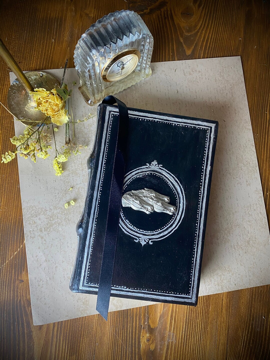 Handcrafted Leather Rebind of Black Beauty - Etsy