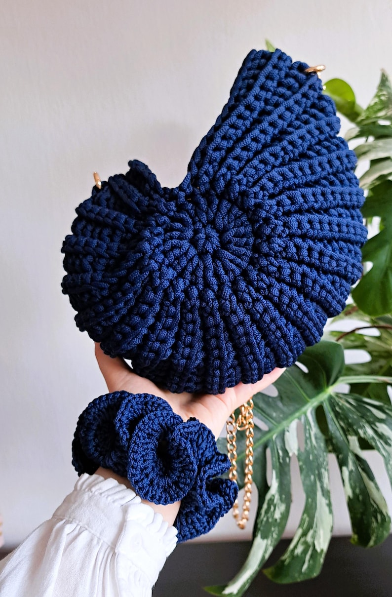 Navy Blue Shell Bag Handmade Crochet Seashell Purse, Boho Chic Clutch ...