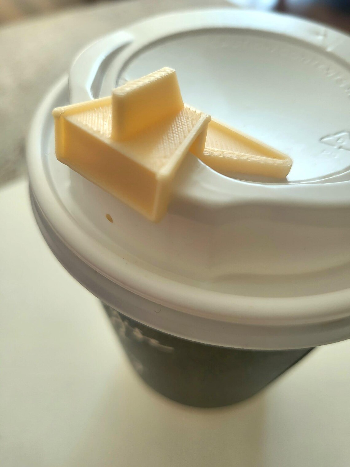 Reusable Coffee Lid Stopper – 3D Printed Splash Guard for Coffee Shops ...