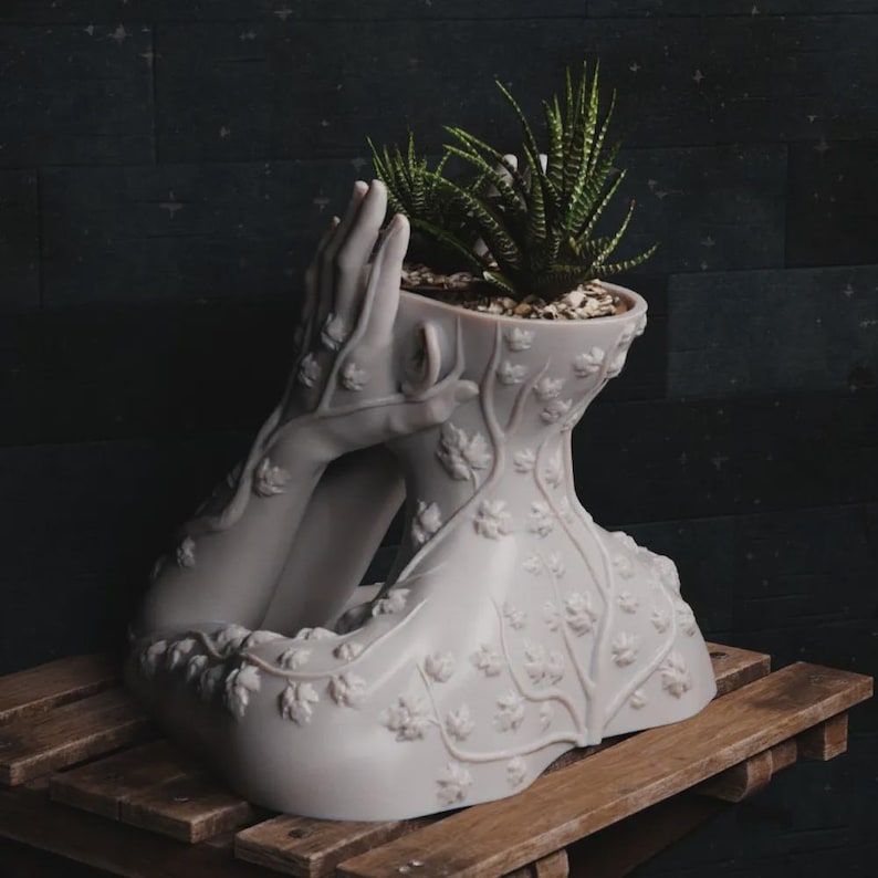 Artistic Face Planter | Elegant Woman Sculpture Flower Pot | Modern ...