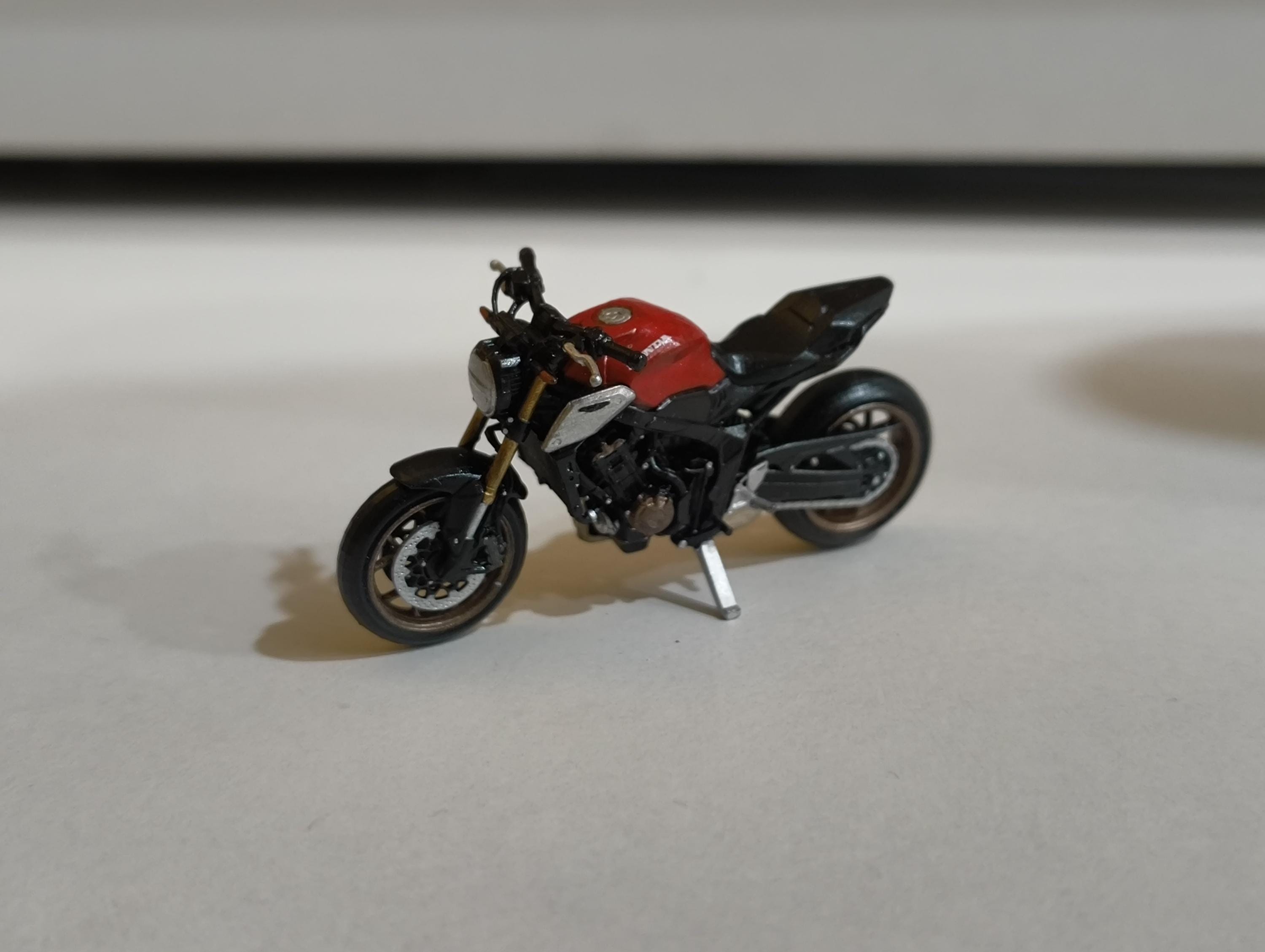 Honda CB650R Scale Model 1:43 - Etsy