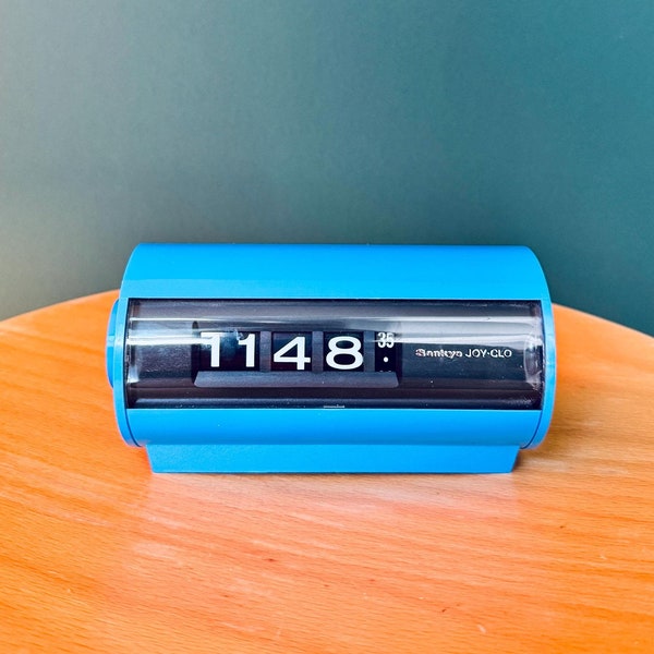 Futuristic Alarm Clock - Etsy