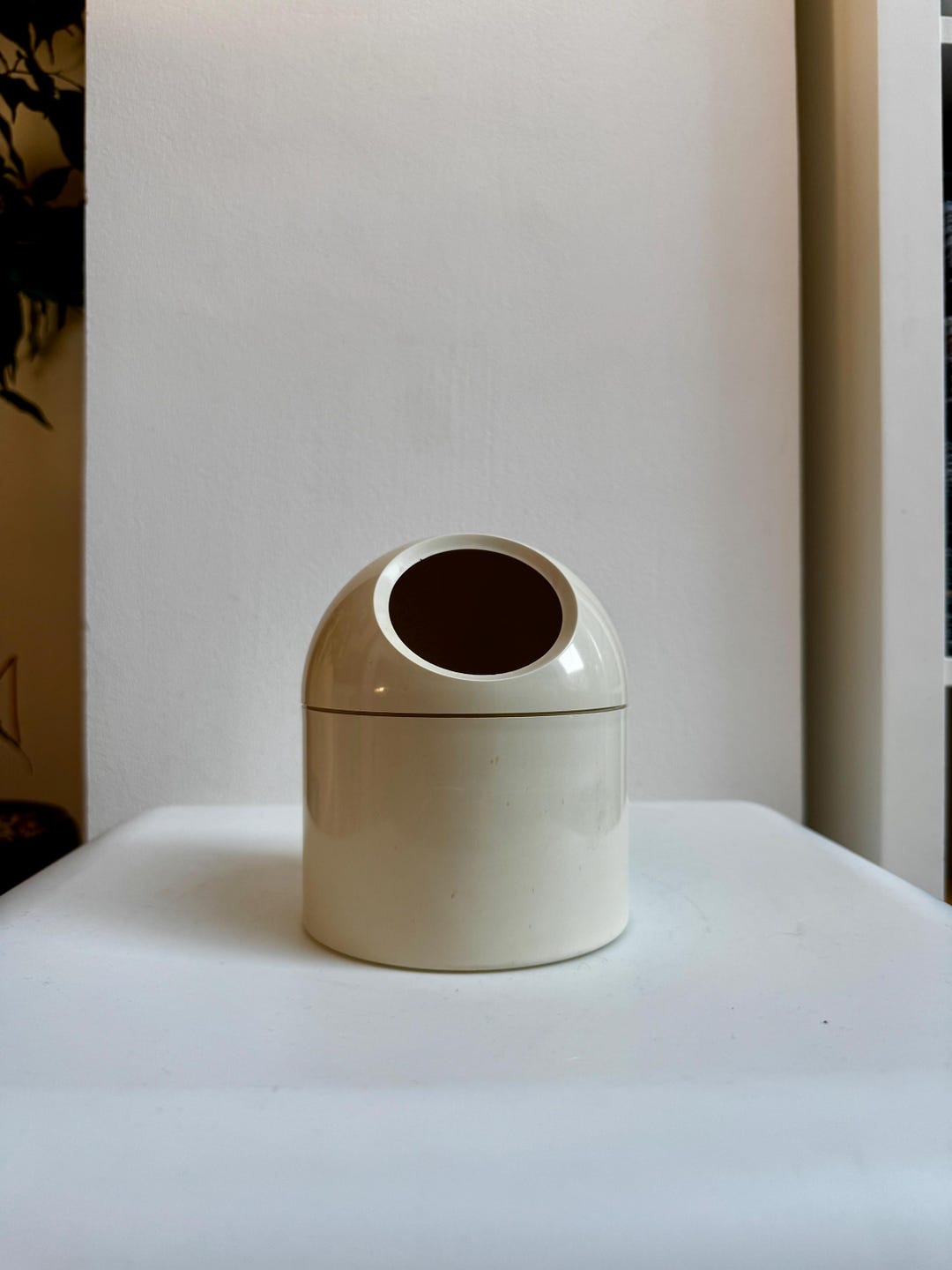Makio Hasuike Vanity Bin for Gedy – Vintage 1970s Space Age Make-up ...