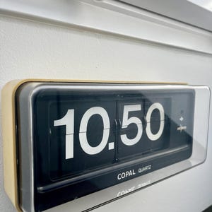 COPAL Quartz Flip Clock Folding Number Watch Vintage 1970s Mid Century ...