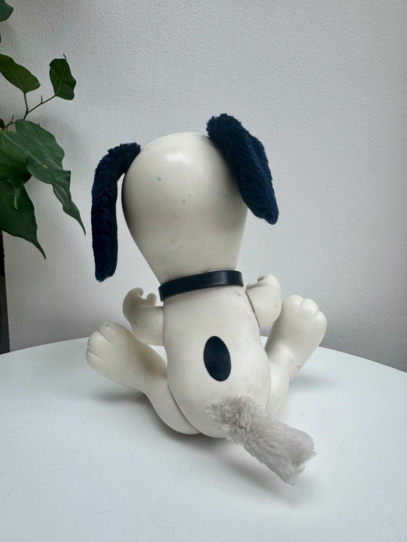 Vintage 1958 Snoopy Figurine: Korea PVC Cartoon Collectible - Etsy