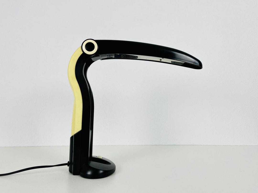 H.T. Huang Retro Pop Art Tropical Desk Light (black & Beige) - Vintage ...