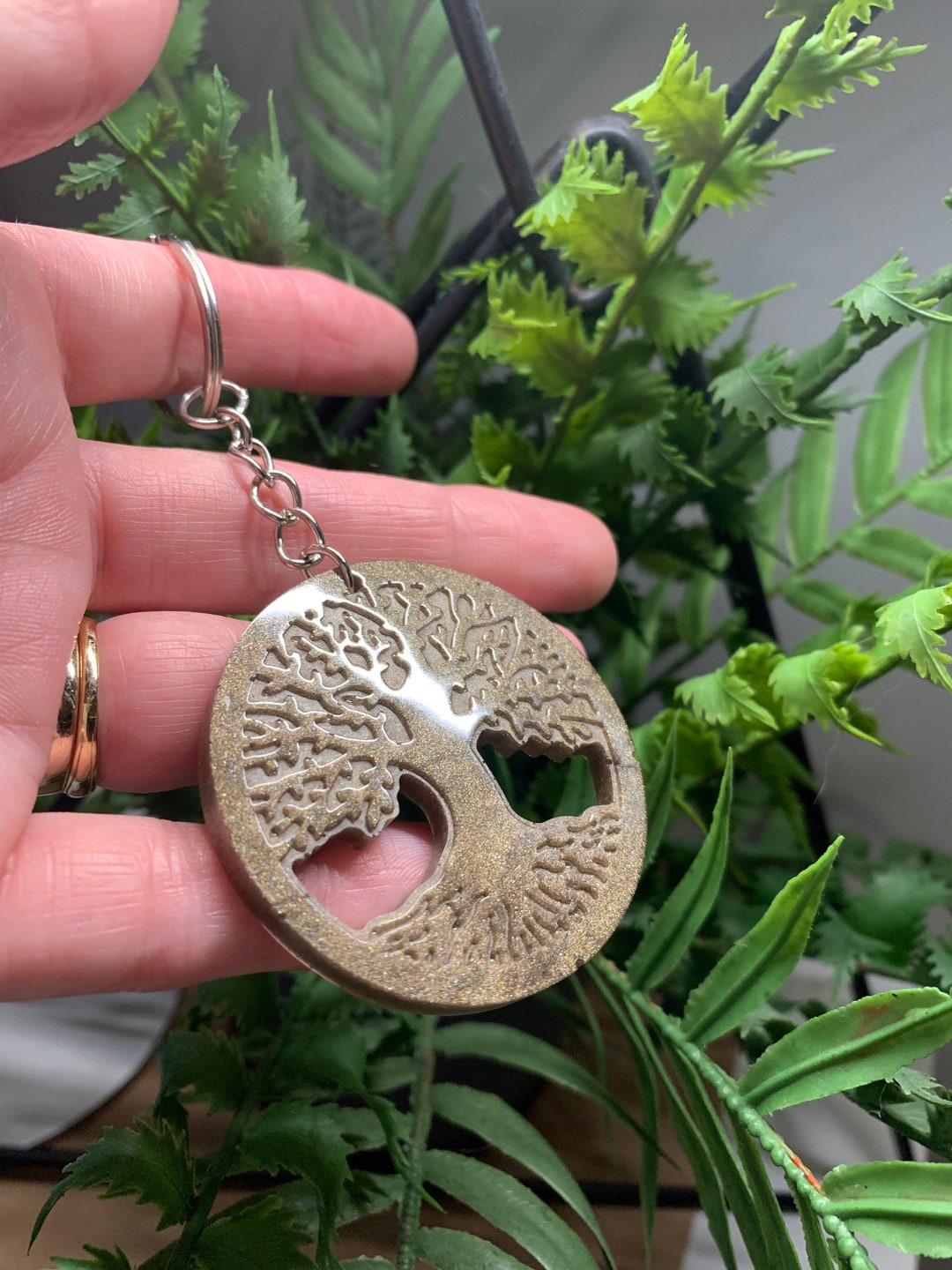 Handmade Resin Bronze Tree of Life Keyring - Etsy