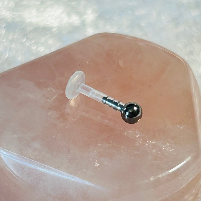 Labret Piercing Bioplast - Etsy