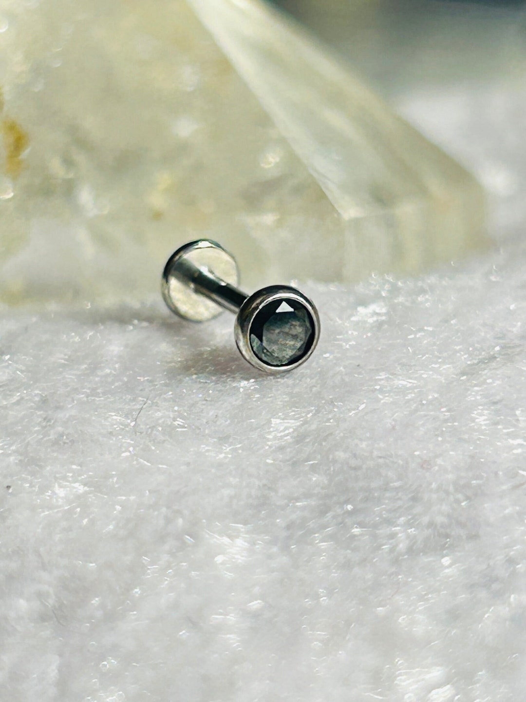 Threadless Labret Stud With 4mm Bezel Set Jet Black CZ Gemstone - ASTM ...