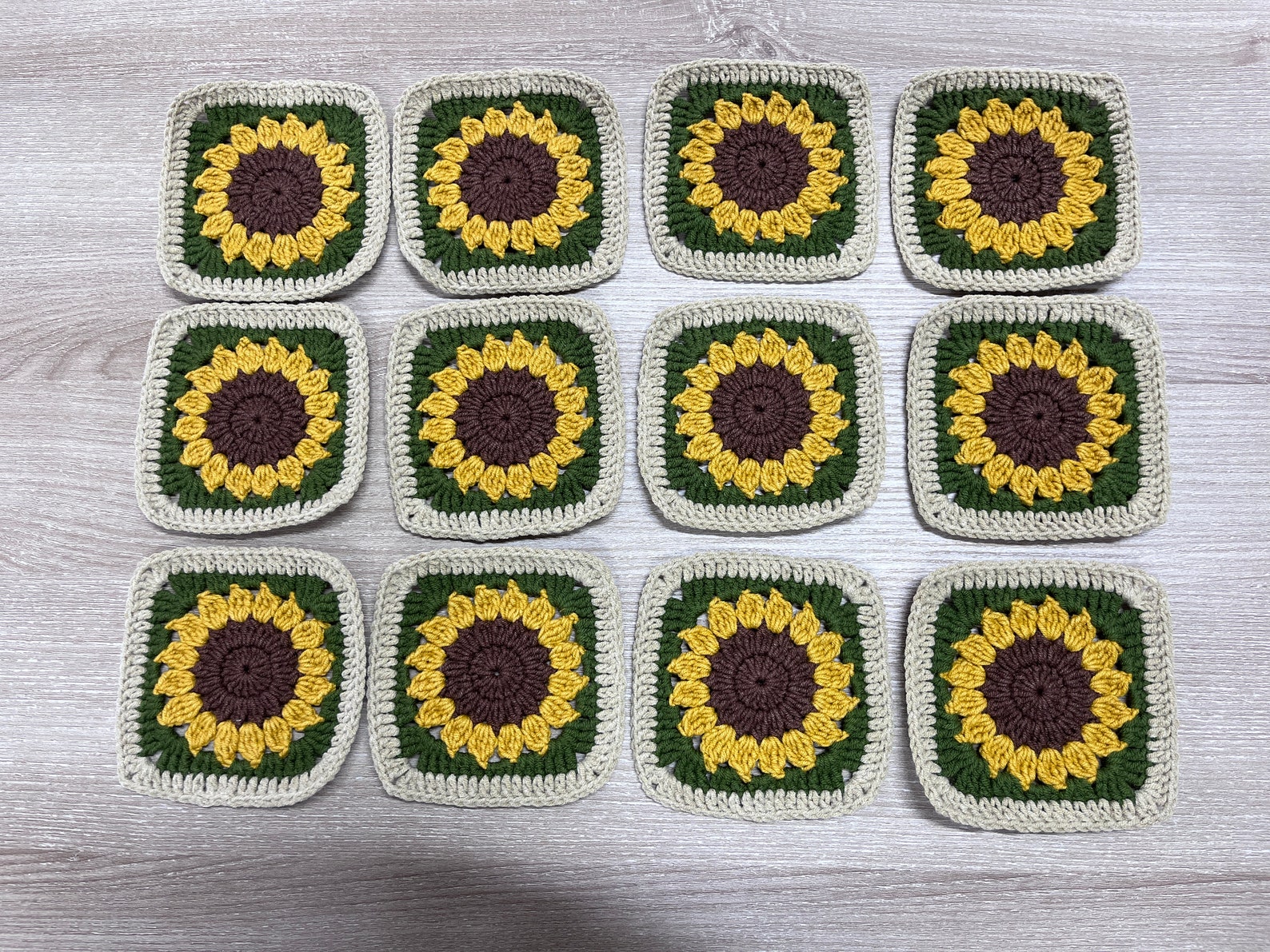Sunflower Granny Square Kit Set of 12 , Premade Crocheted Sunflower ...