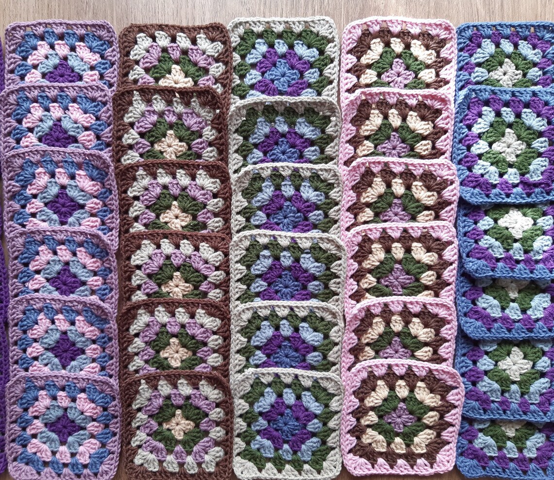Set of 20 Granny Square Set, Premade Granny Squares, Retro Crochet Kit ...