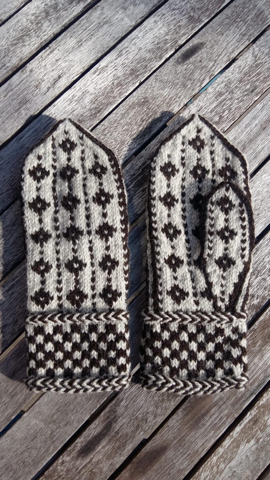 August Mittens Knitting Pattern - Etsy