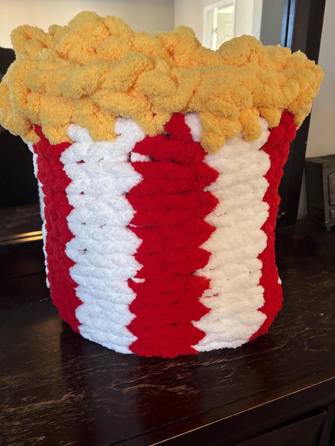 Popcorn Bucket Blanket/ Chunky Cozy Handmade Throw/ Movie Night - Etsy