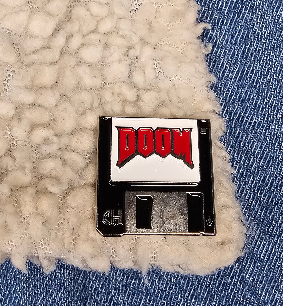 Doom 1 HD Slayer Game Floppy Disk Format Gamer Video Game Enamel Pin ...