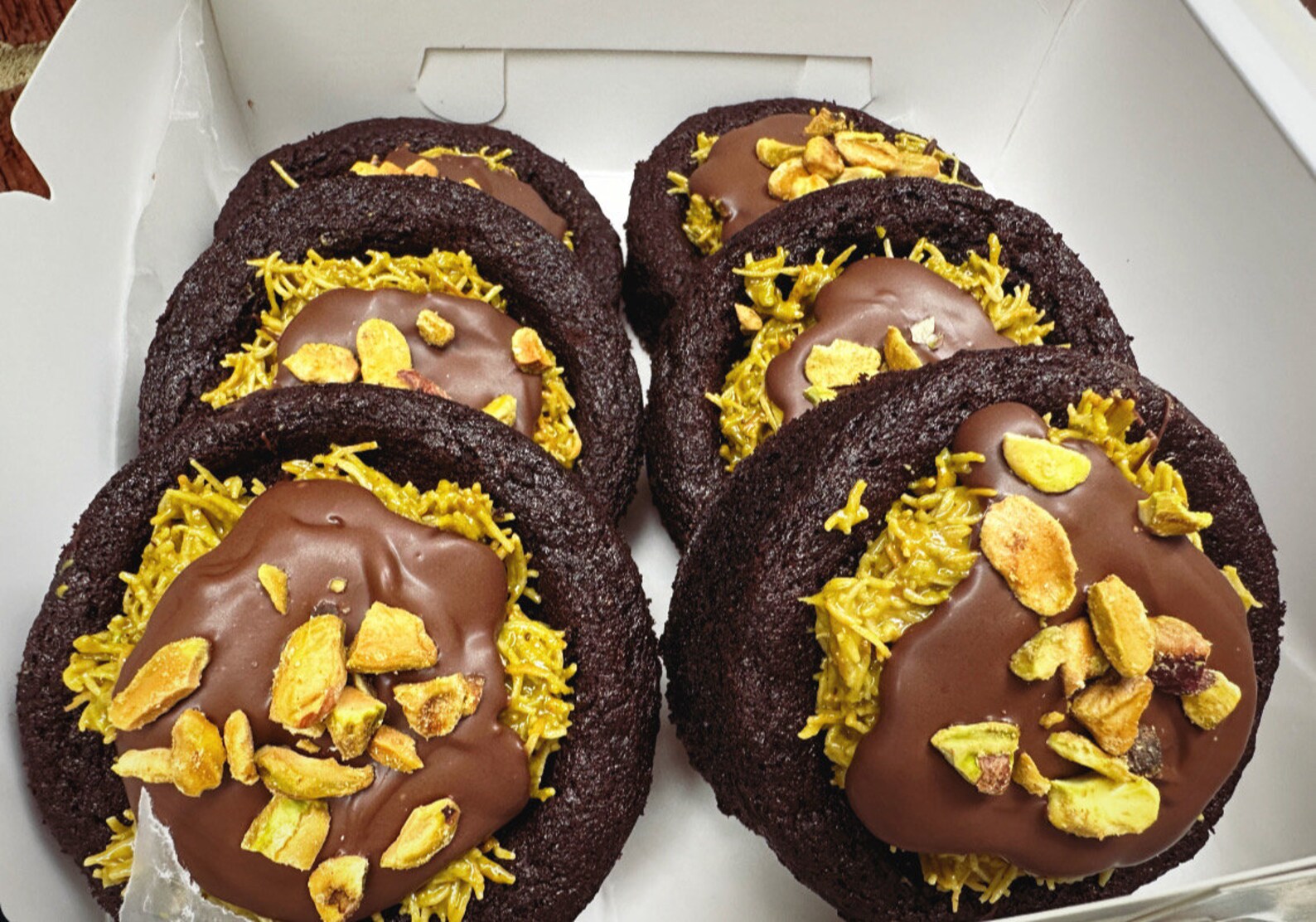 RECIPE | Chocolate Kanafeh Deep- Dish Cookie RECIPE | Gourmet Cookie ...