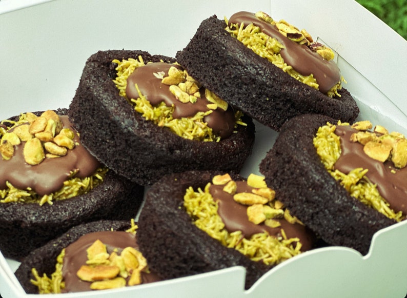 RECIPE | Chocolate Kanafeh Deep- Dish Cookie RECIPE | Gourmet Cookie ...