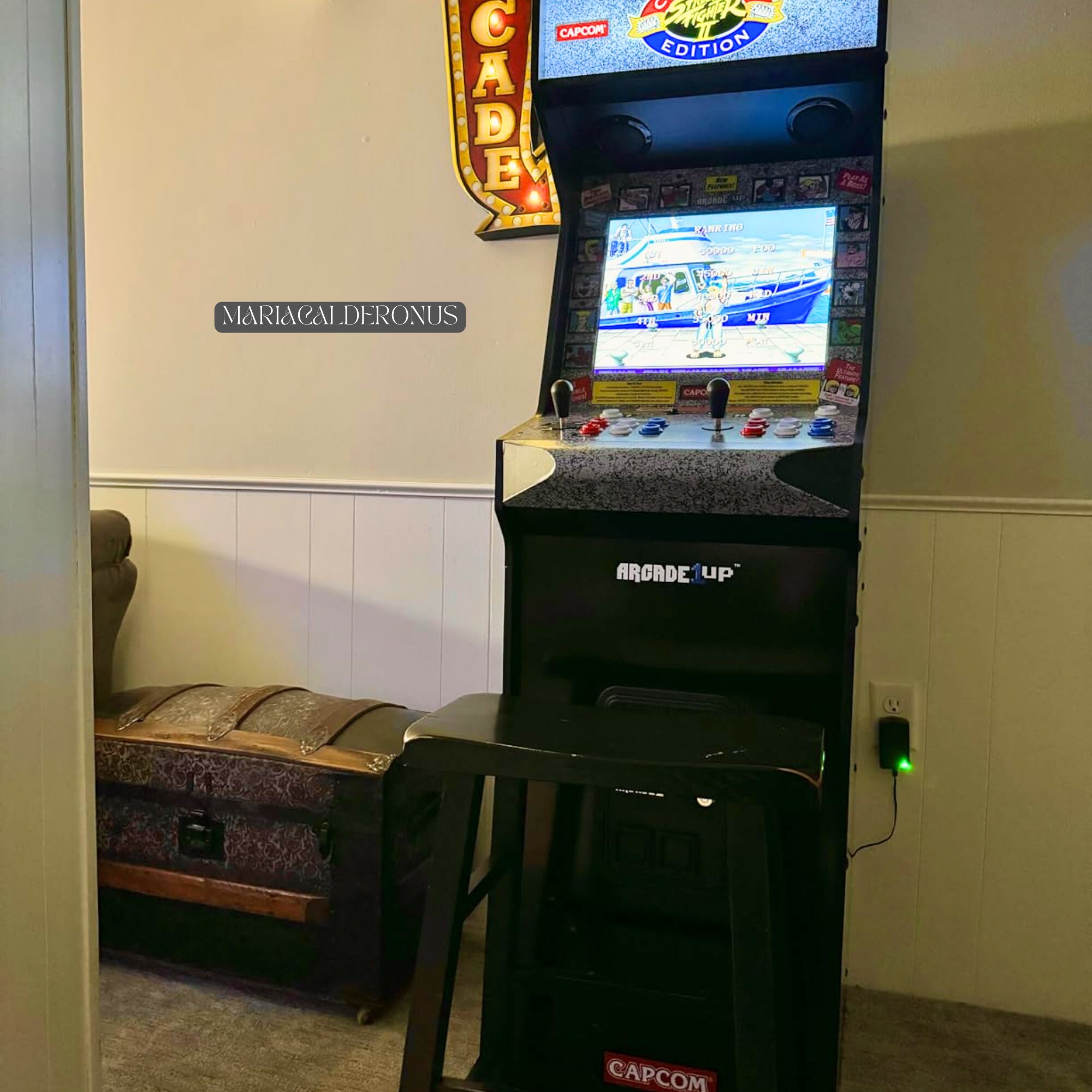 The Black Galaga Deluxe Arcade Machine Features a 17-inch BOE Screen, a ...