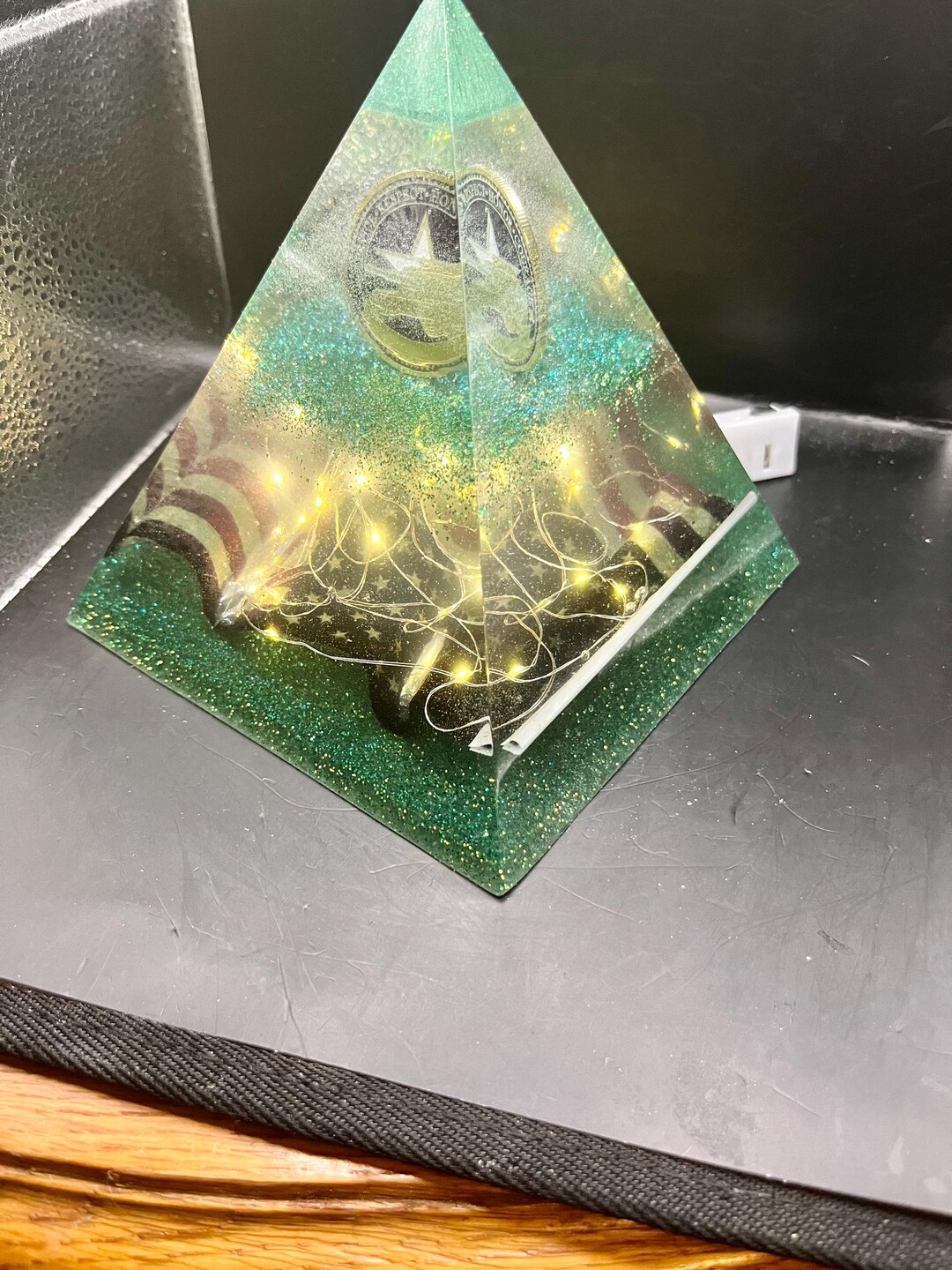 Handmade Resin Pyramid: Marine Corp Challenge Coin & American Flag LED ...
