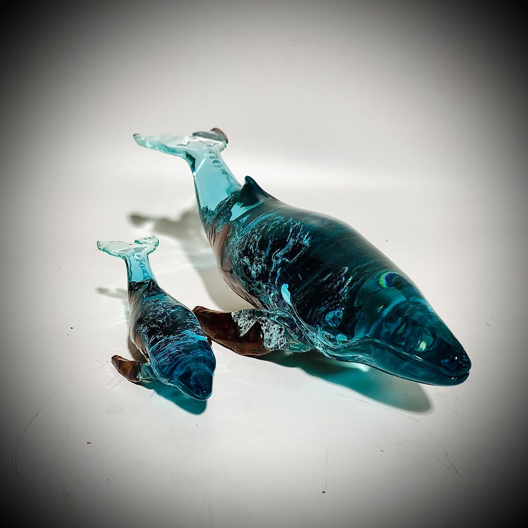 Whale Statue, Epoxy Art, Wood Sculpture, Wood Carving, Wooden Whale ...