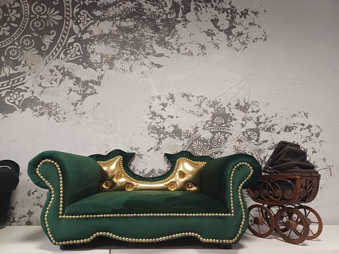 Bottle Green Velvet Leather Luxury Throne, Pet Bed, Dog Bed, Cat Bed ...