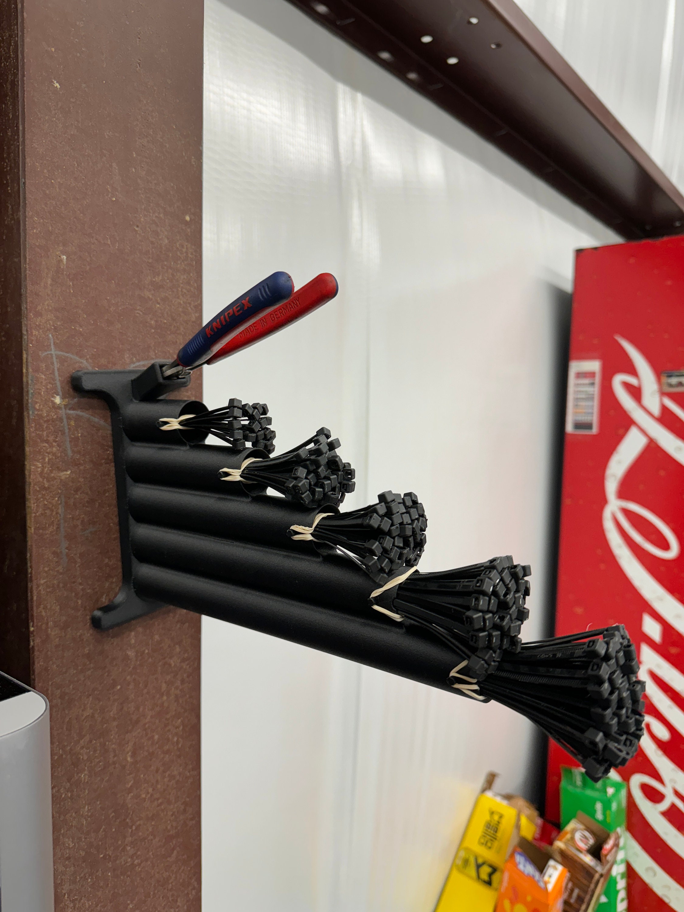 Magnetic Zip Tie Holder - Etsy