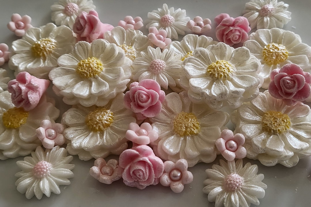 35 X Edible Fondant Flowers - the Spring Collection White Pink and ...
