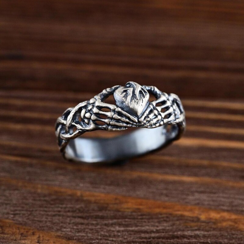 Claddagh - Etsy