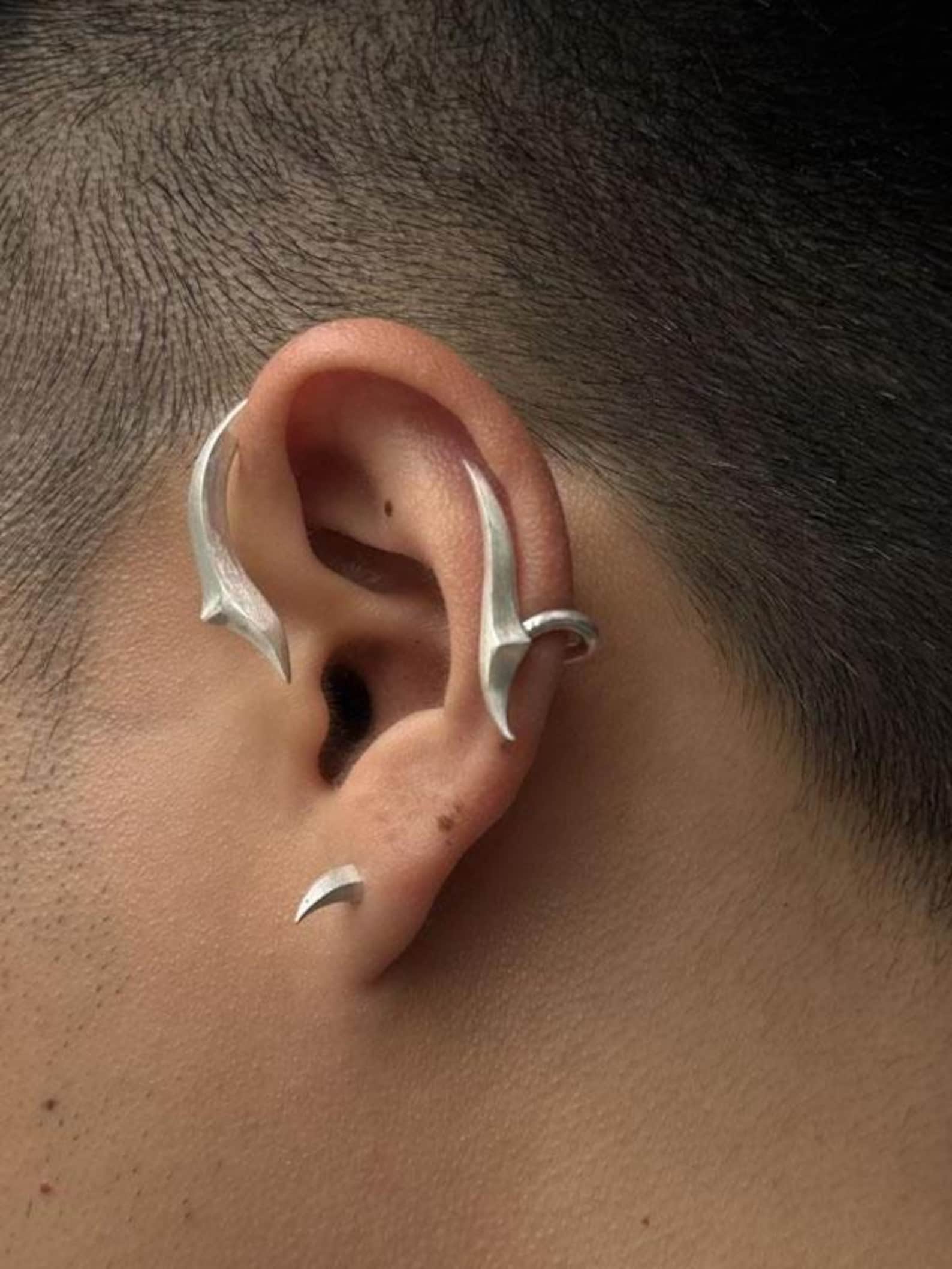 Cyberpunk Claw Ear Cuff, Futuristic S925 Silver Ear Wrap, Non-pierced ...