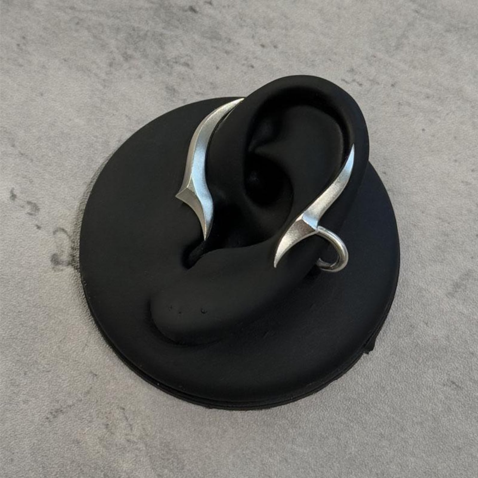 Cyberpunk Claw Ear Cuff, Futuristic S925 Silver Ear Wrap, Non-pierced ...
