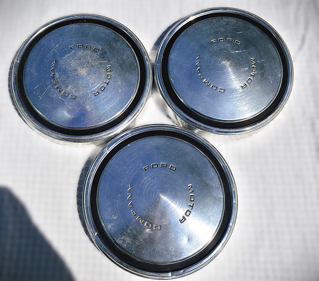 Set (3) THREE 1970-1985 Ford F100 F150 Pickup Truck E150 Van Dog Dish ...