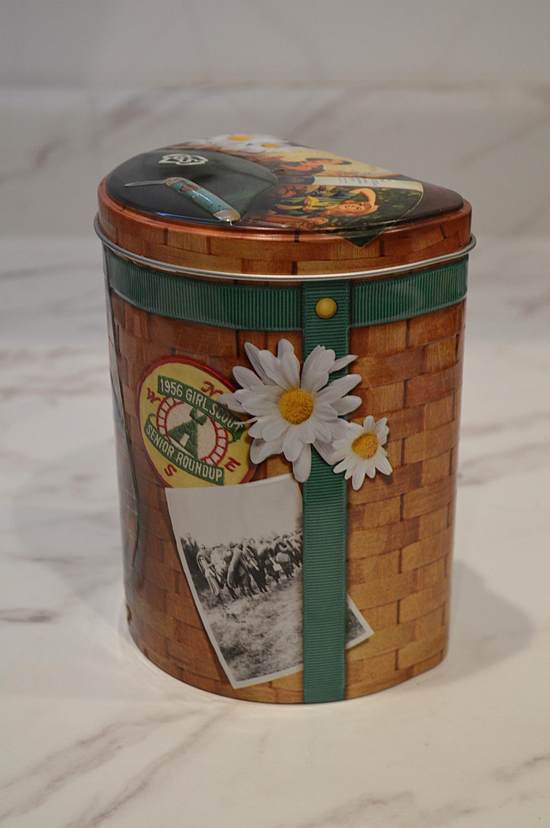 Vintage Girl Scout Backpack Tin Lunchbox, Girl Scout Storage Tin ...
