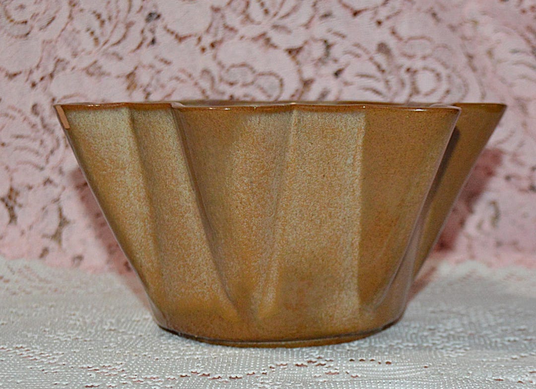 Frankoma F33 Ceramic Planter - Midcentury Modern Scalloped Round ...