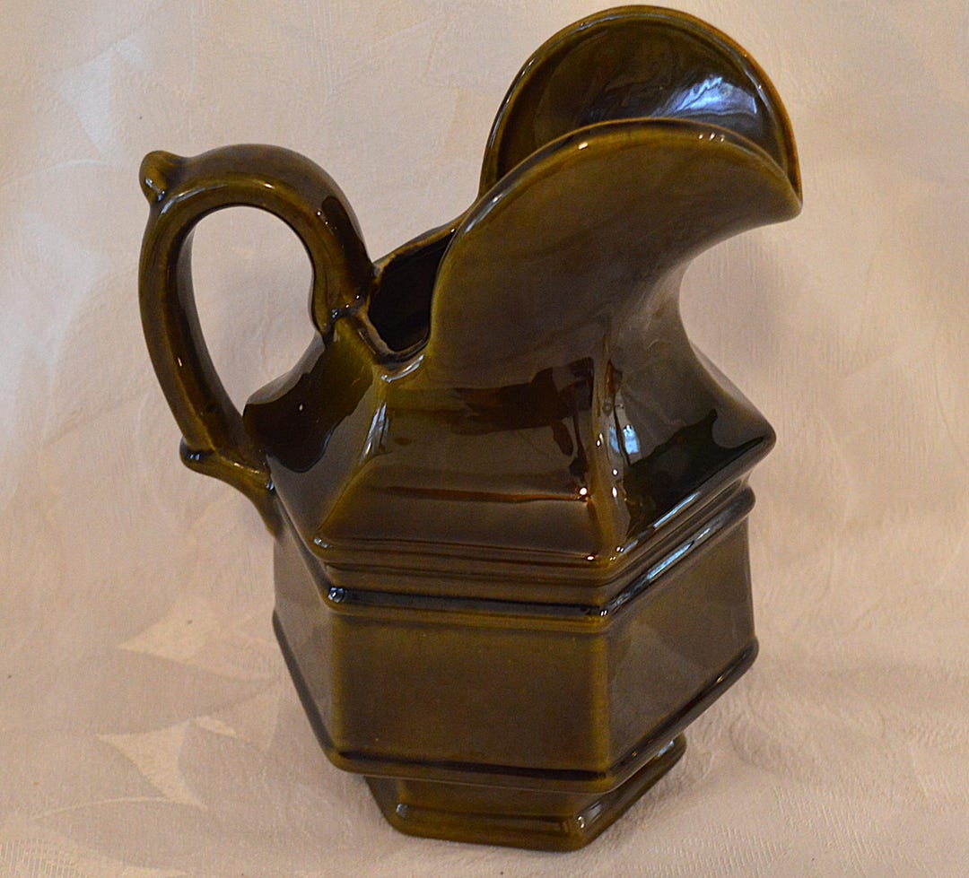 Beautiful Vintage 1970s Haeger Made in the USA Green Pitcher Very ...
