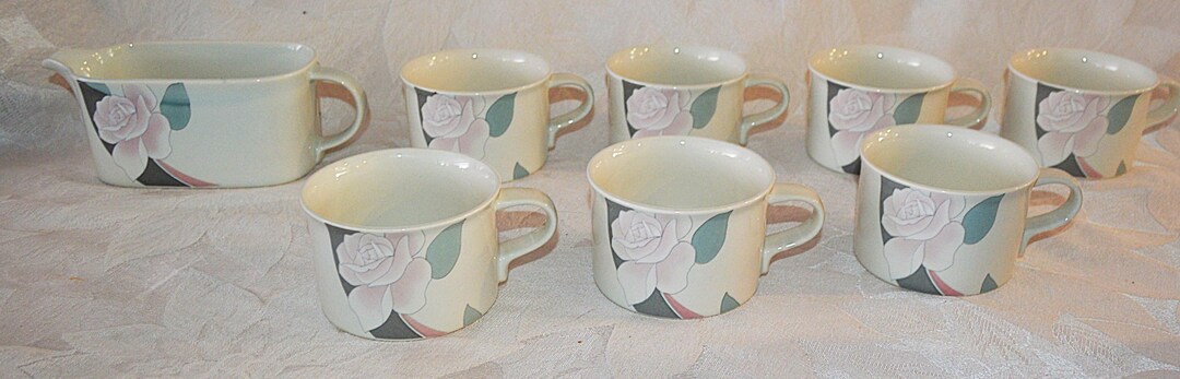 8 Piece Set Mikasa Intaglio La Fleur Pattern CAC91 (7) Coffee Teacups ...