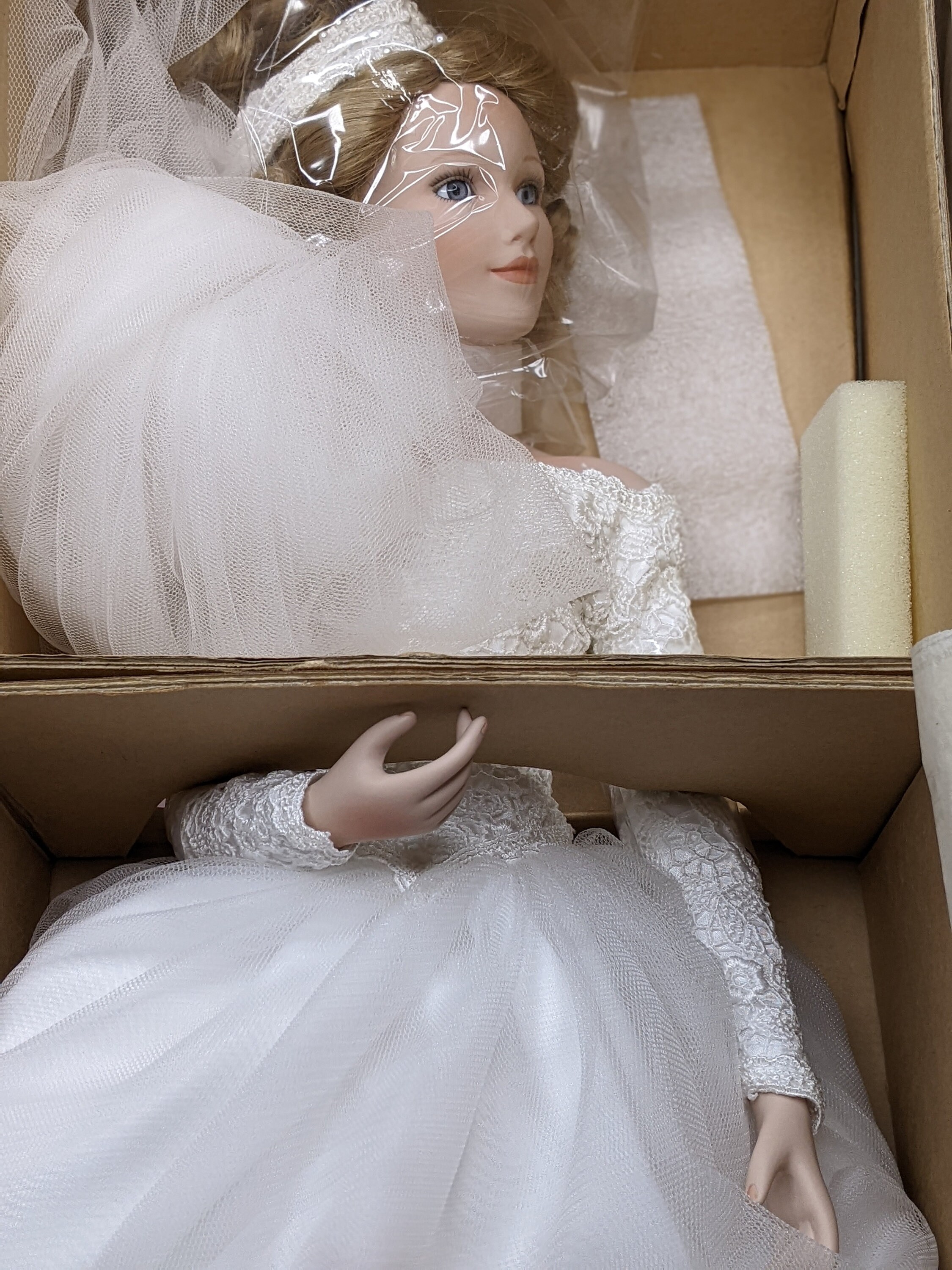 NEW IN BOX Vintage Ashton Drake Galleries Spring Promise Bride ...