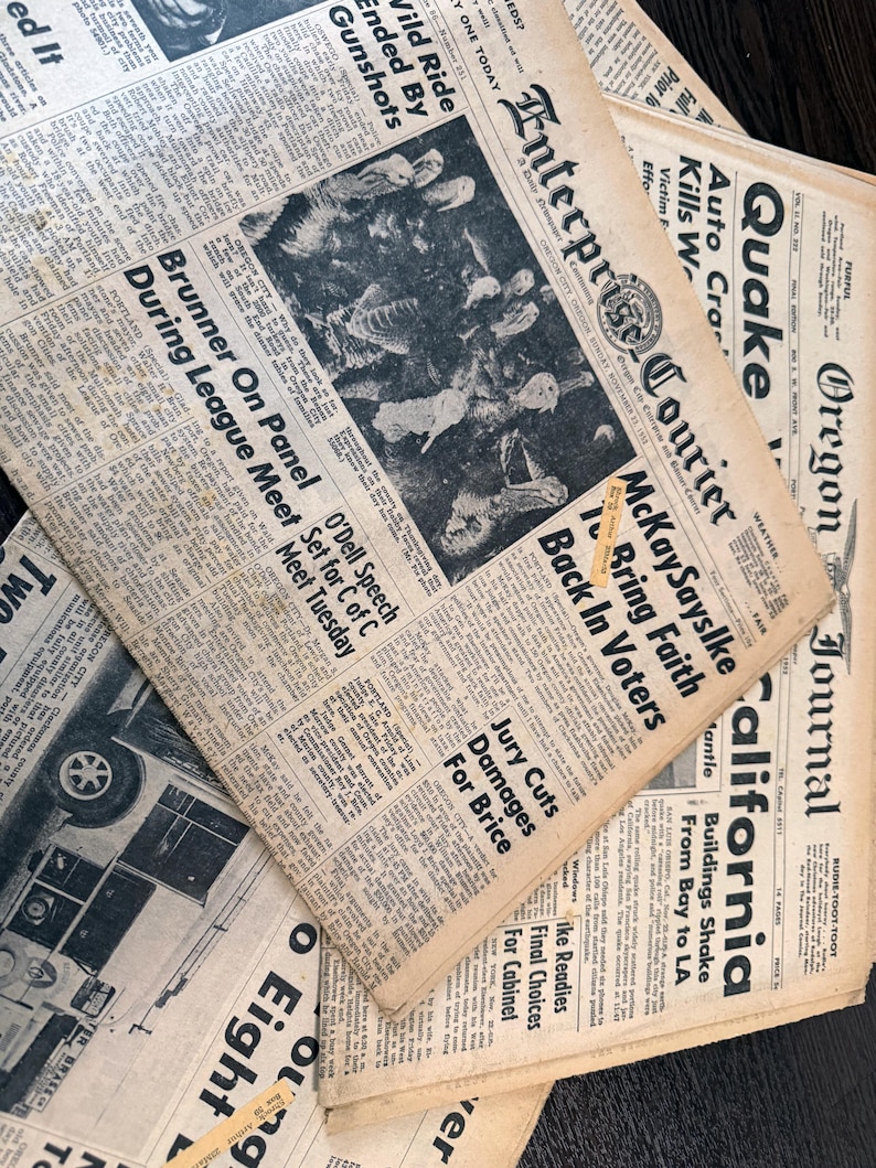 1/4 Lb of Vintage Newspapers 1920s-1950s Papers / Vintage Newsprint ...