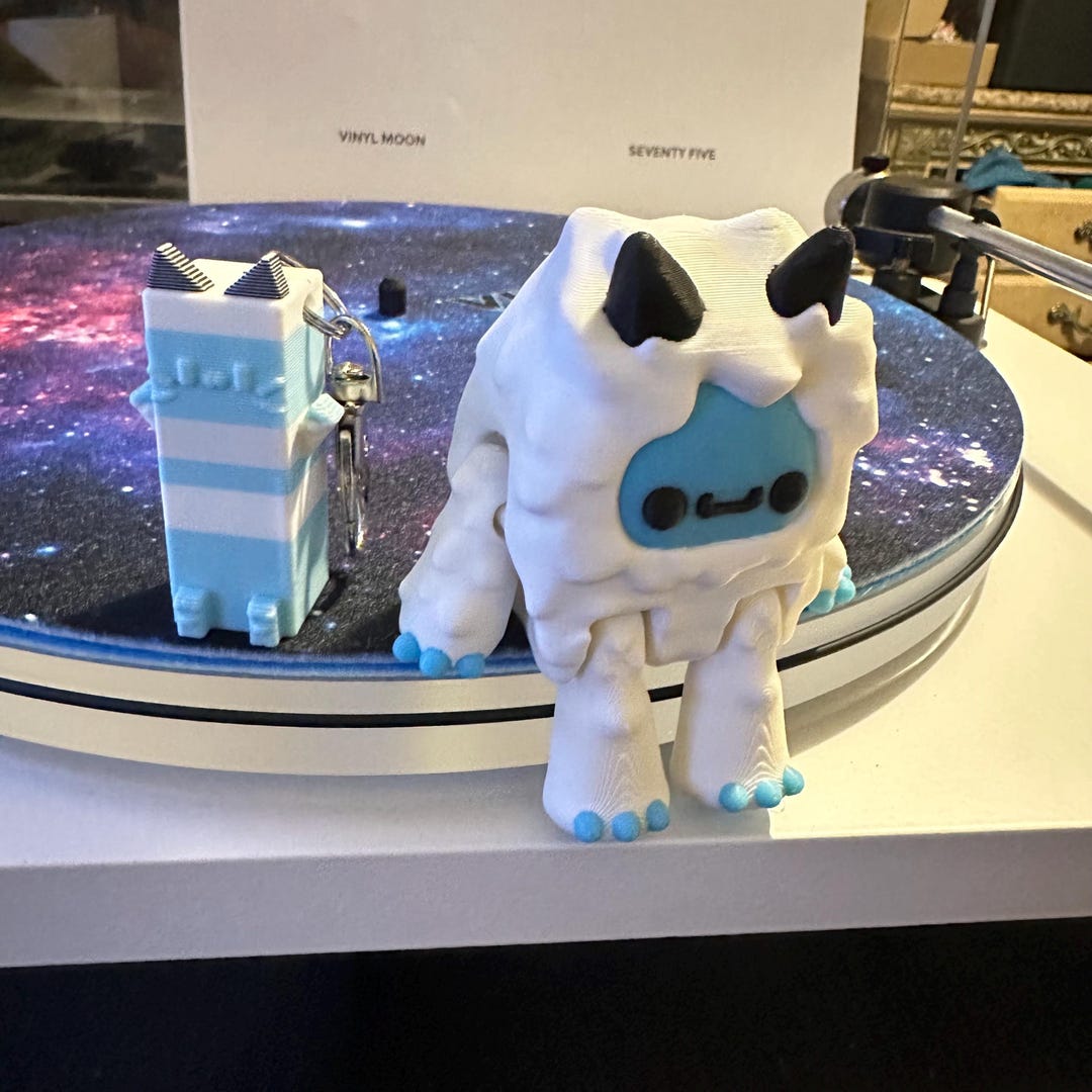 3” Inch Yeti Flexi Design by Layersingreen With Cat Keychain Included ...