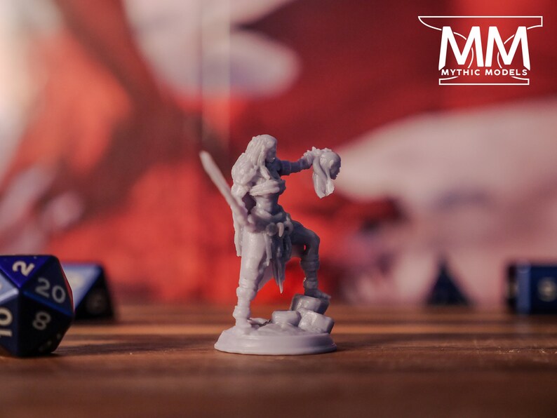 Goblin Queen Miniature Female Warrior Mini Dungeons and Dragons RPG ...