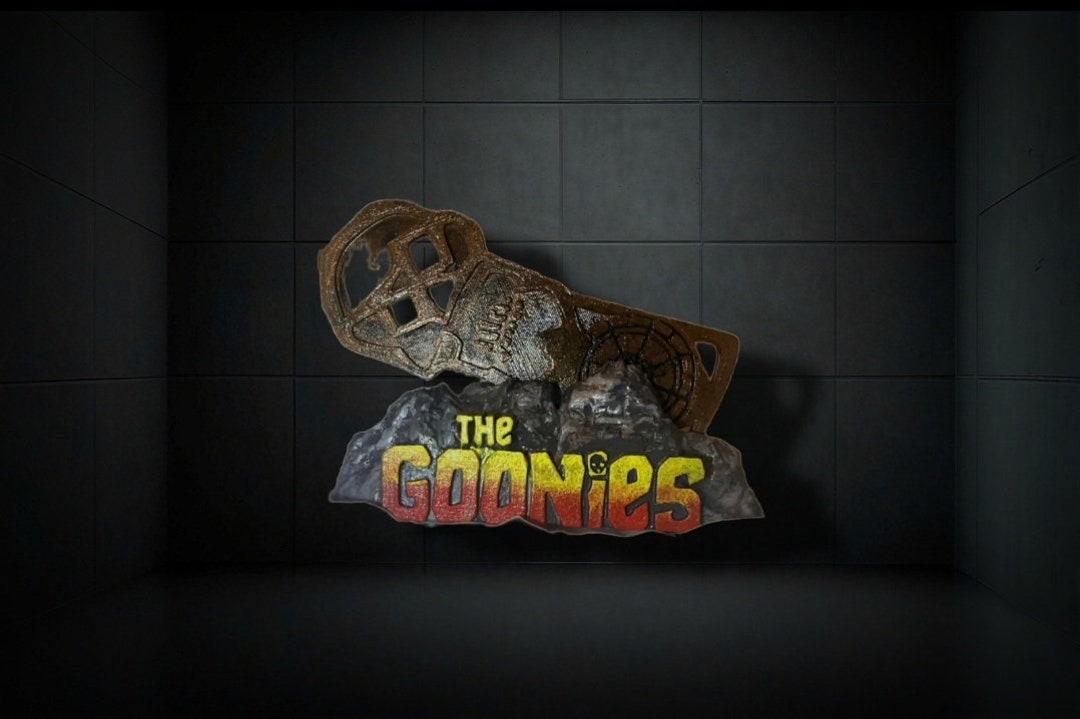 Goonies Skull Key/stand Goonies Prop Goonies Themed Decoration - Etsy