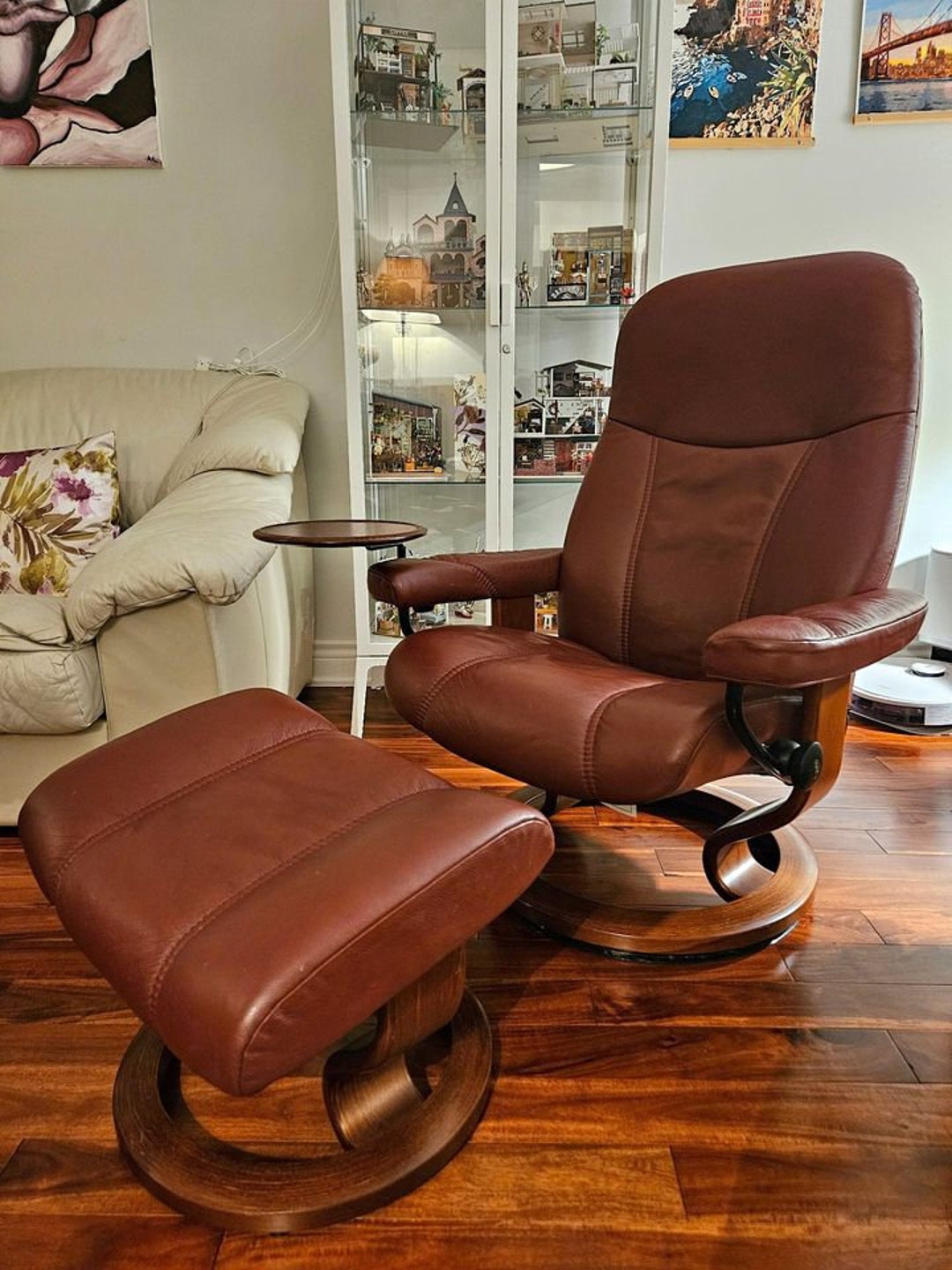 Ekornes Stressless Consul Leather Recliner and Matching Ottoman and ...