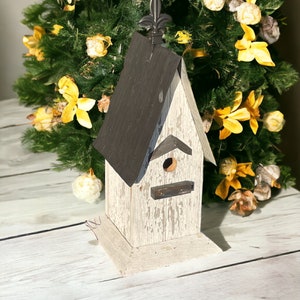 Rustic Amish Handmade Birdhouse, Outdoor Decor, Post Birdhouse ...