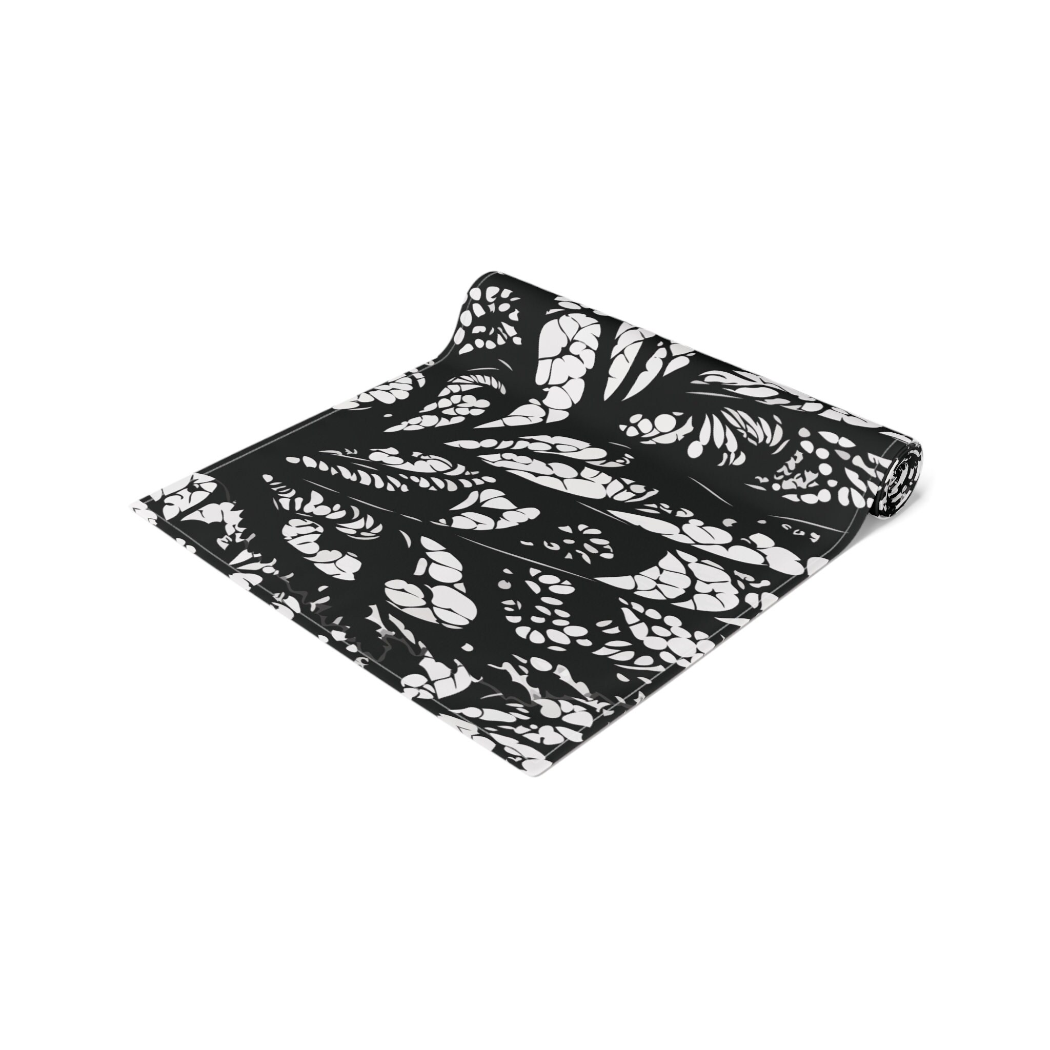 Lacey Leaf Organic Design Table Runner. This Black and White Table ...