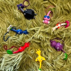 Pikmin Keychain - Etsy