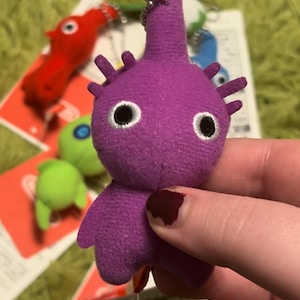 Pikmin Keychain - Etsy