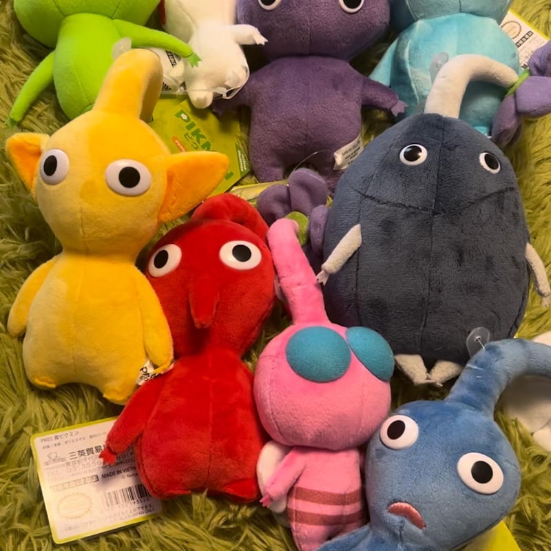Pikmin Plushies - Etsy