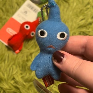Pikmin Keychain - Etsy