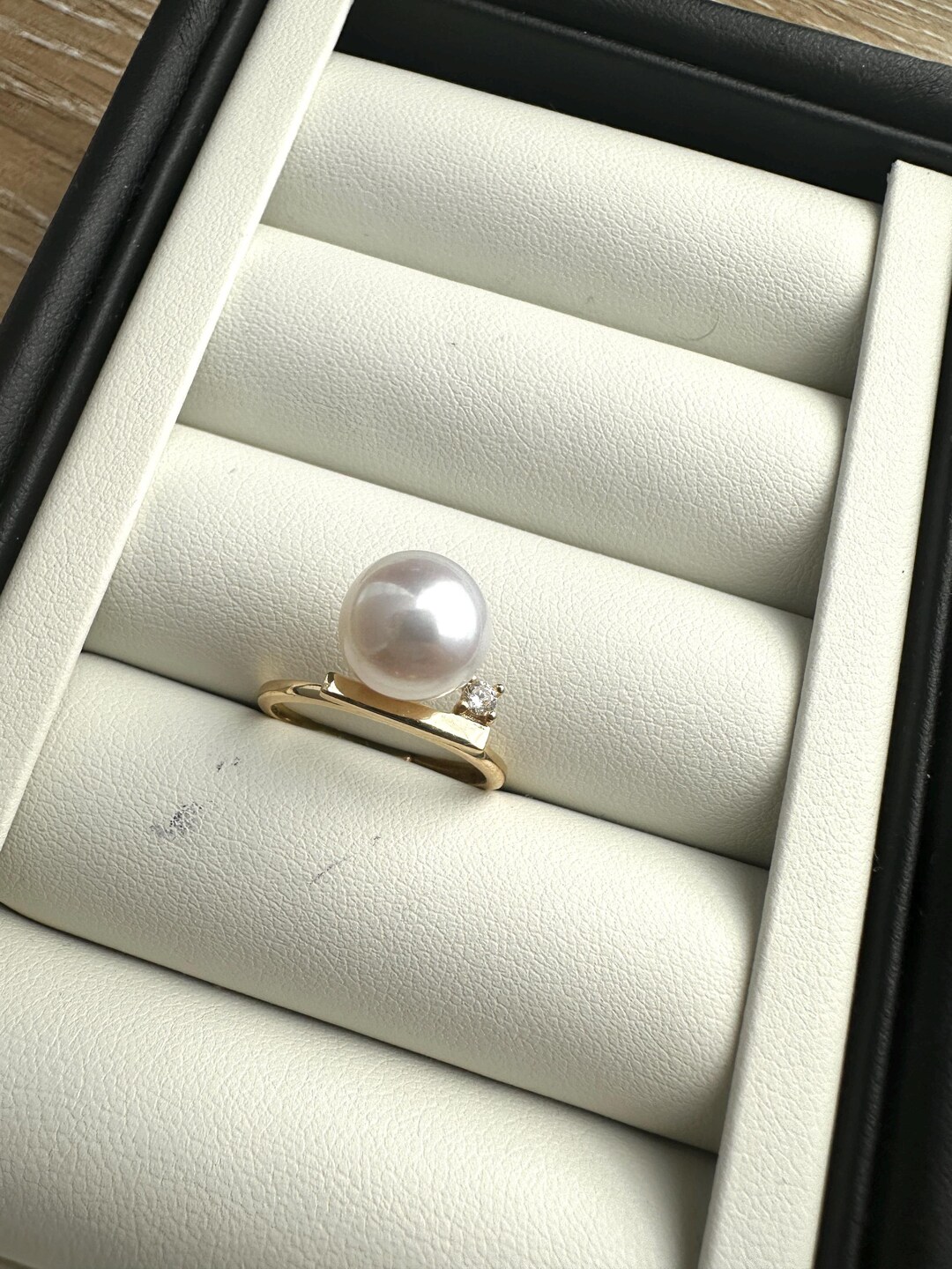 Tasaki-style Freshwater Pearl Balance Beam Ring - Etsy