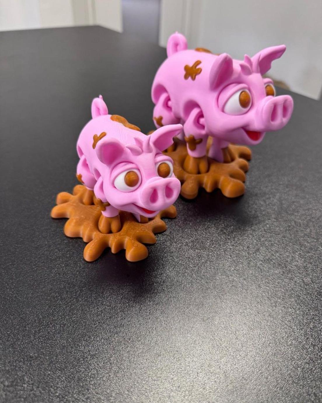3D Printed Mud Pig Sculptures, Complete With Matching Stands. - Etsy