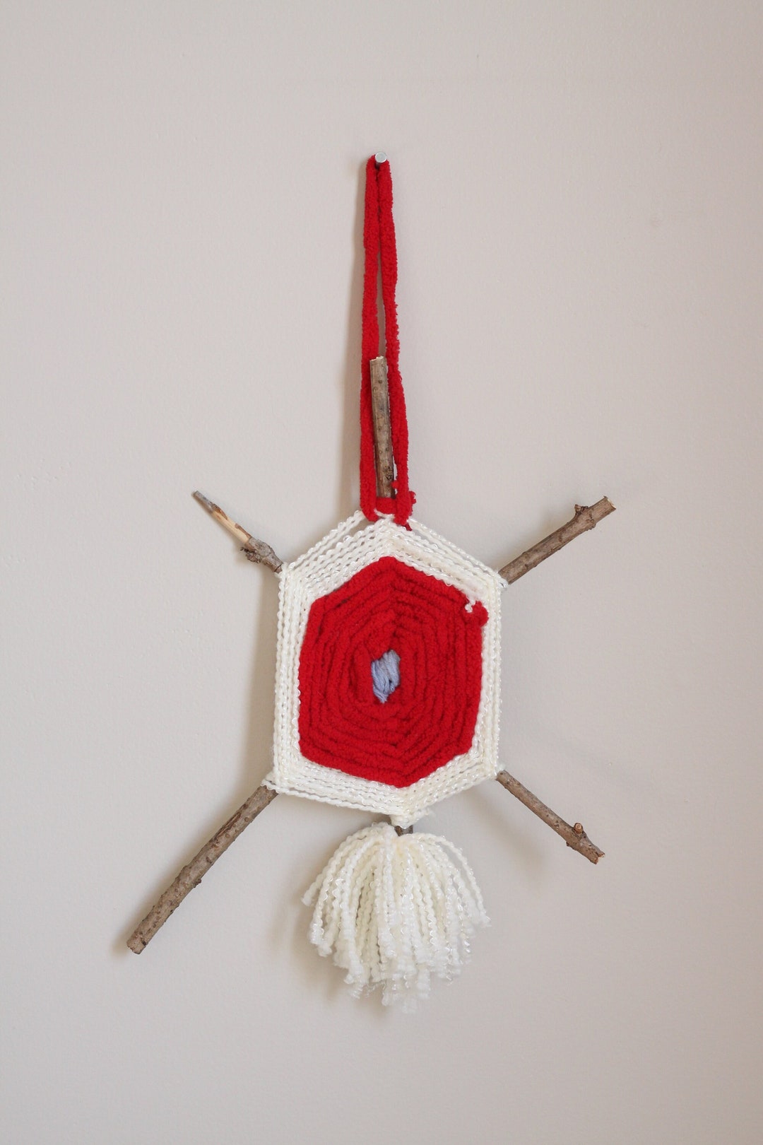 The Queen Hand Made God's Eye Weaving Red White Purple Tassel Wall ...